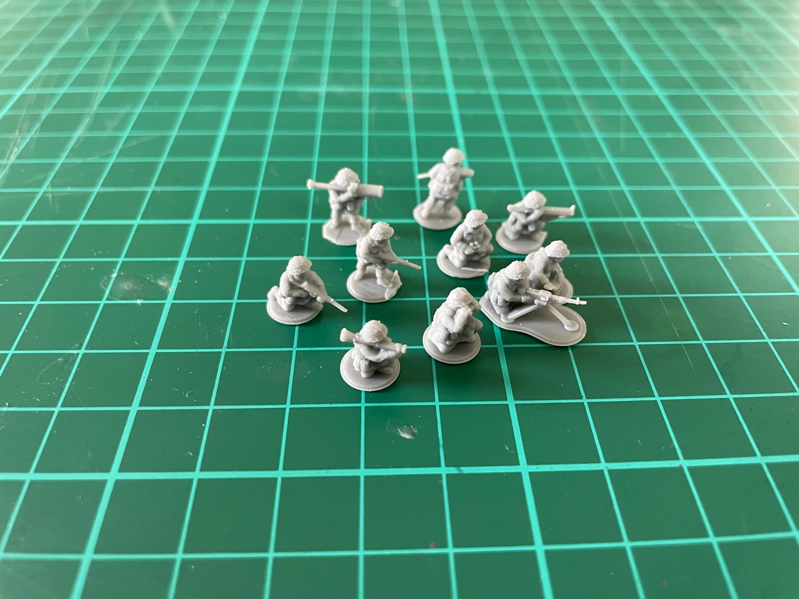 Cold War British Dismounted Infantry Platoon 15mm – Plastic Soldier 3D